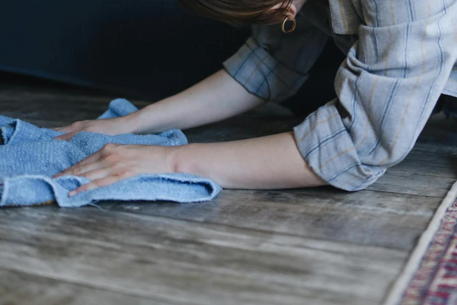 How To Clean Vinyl Plank Flooring | Innovative Flooring